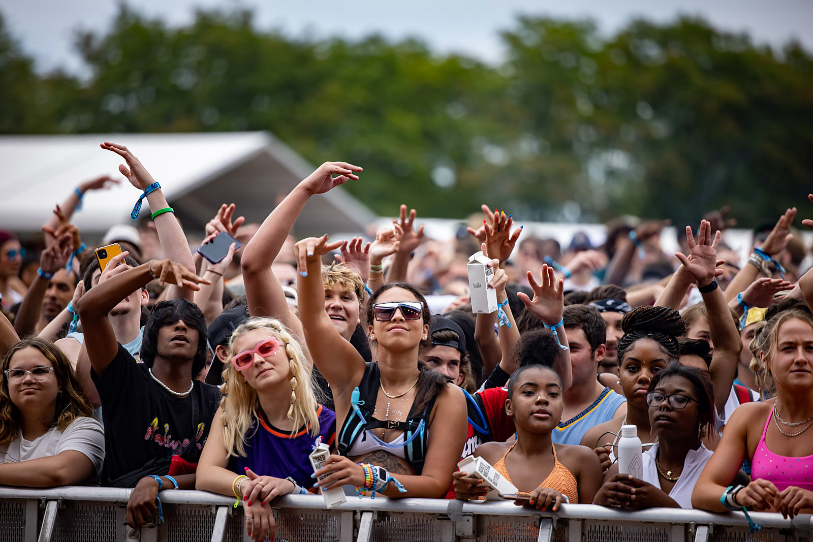Lollapalooza 2021 Friday pics & video (Tyler the Creator, Roddy Rich ...