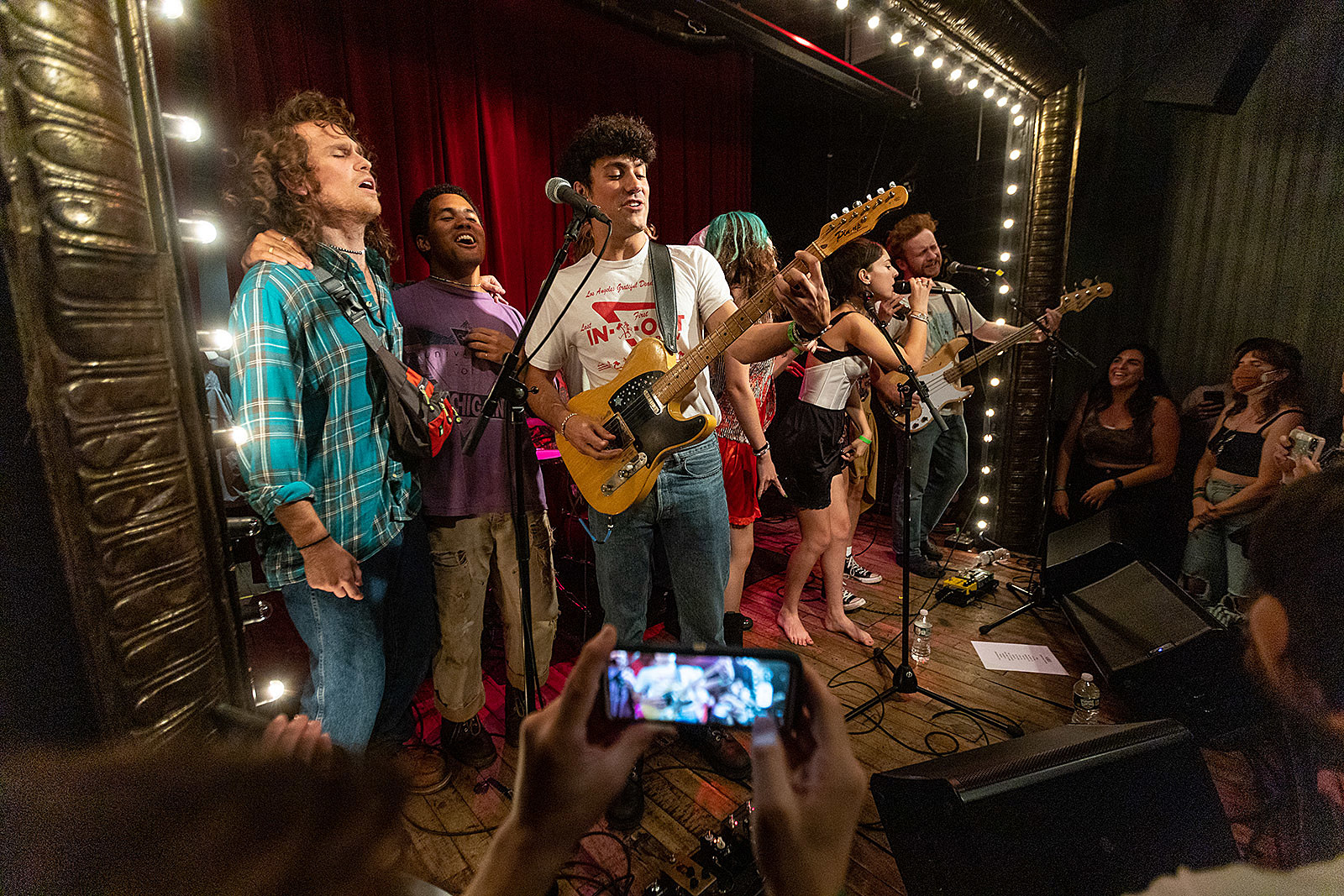 Samia announces 2021 North American tour