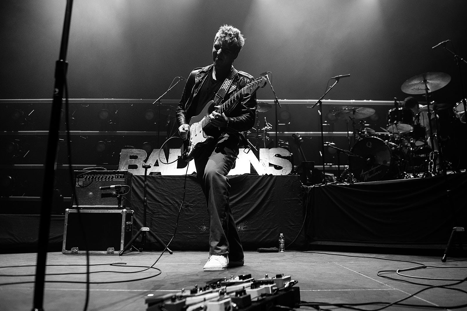 Angels & Airwaves played Hammerstein (pics), Tom paid tribute to Mark ...