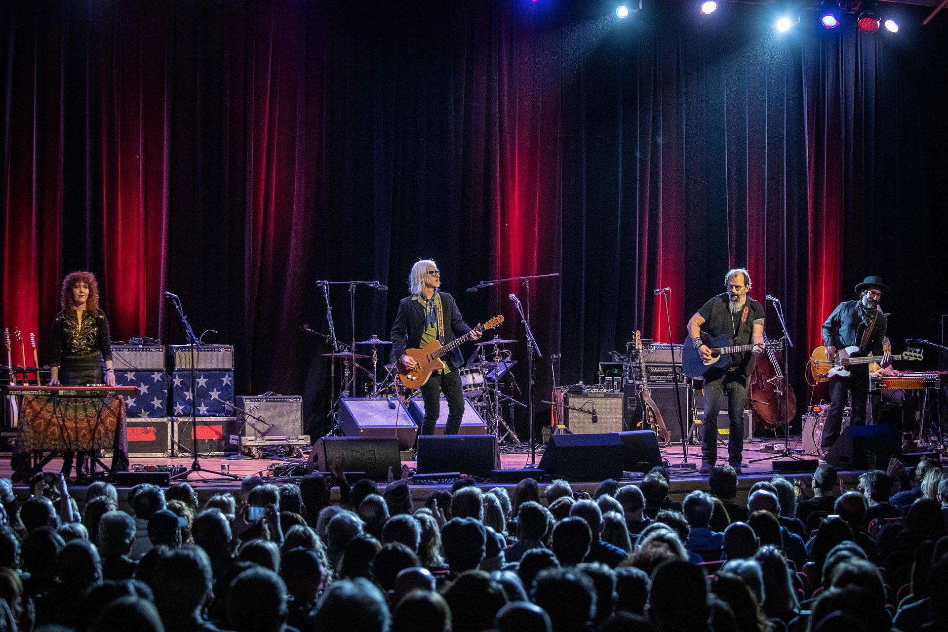 David Byrne, Terry Allen, Steve Earle & The Dukes playing 2022 John ...