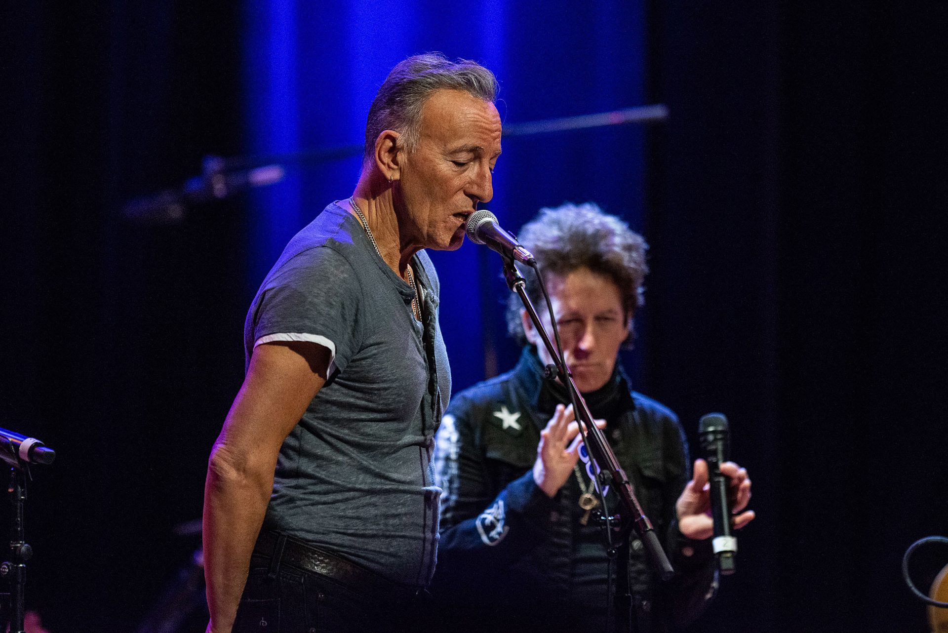 David Byrne, Terry Allen, Steve Earle & The Dukes playing 2022 John ...