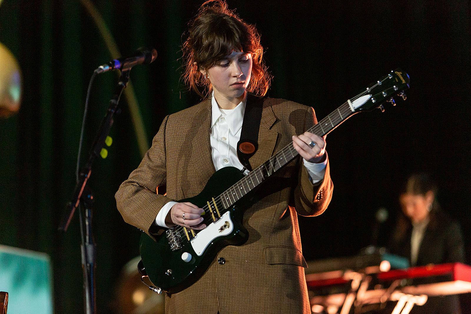 Clairo played Radio City Music Hall with Arlo Parks (pics, video ...