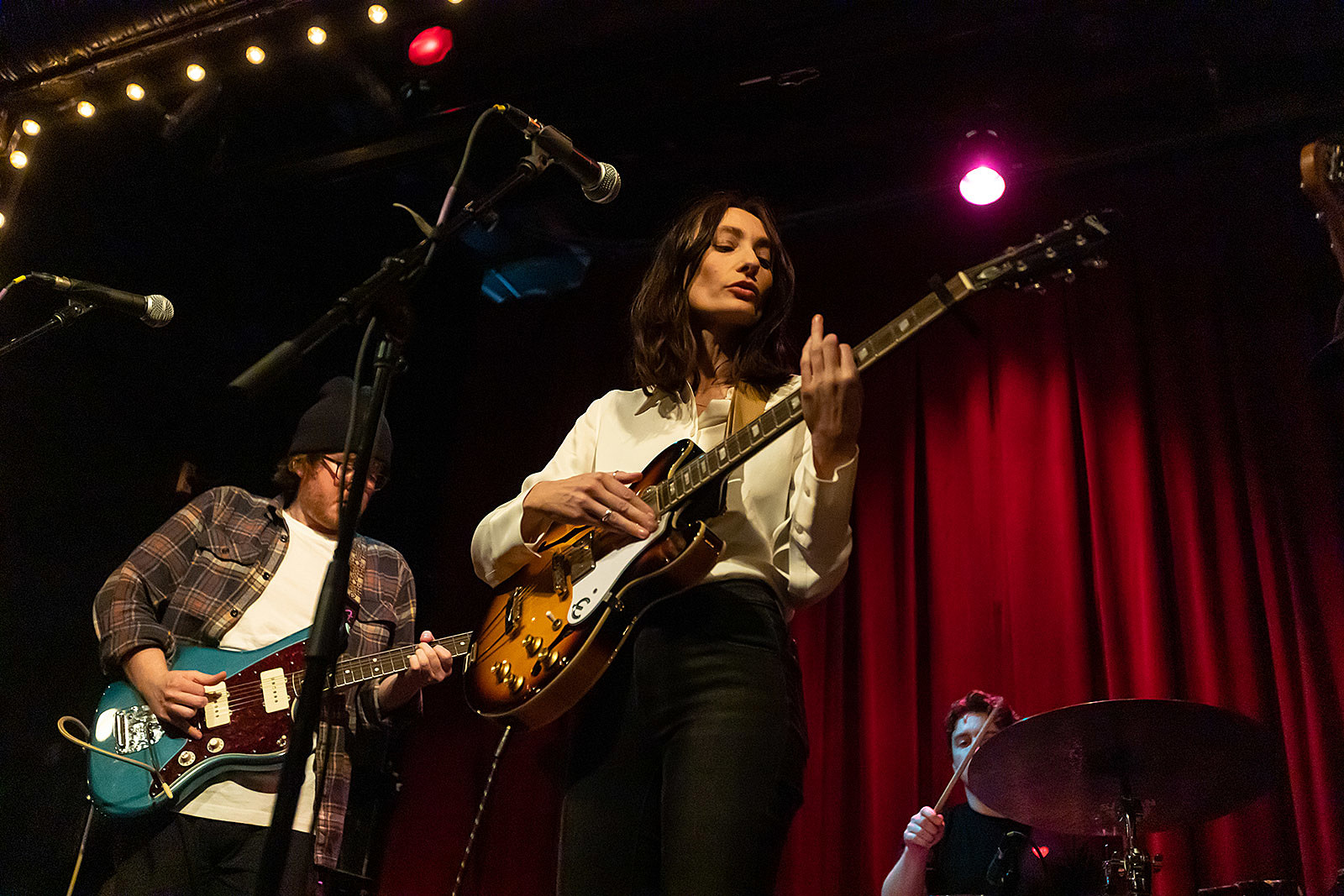 King Hannah cancel North American tour while Hannah Merrick recovers ...