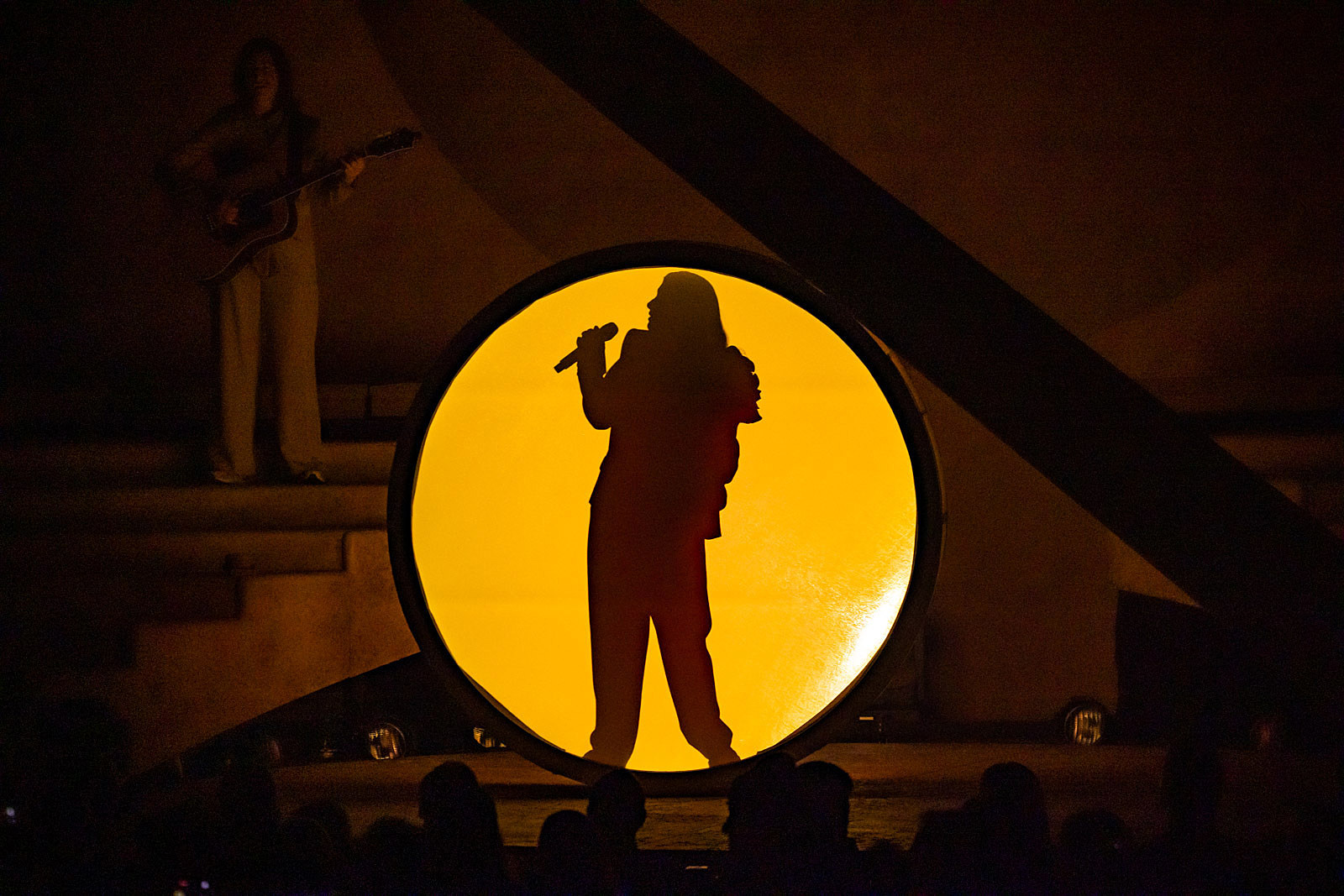 Lorde played two nights at The Chicago Theatre with Remi Wolf (pics ...