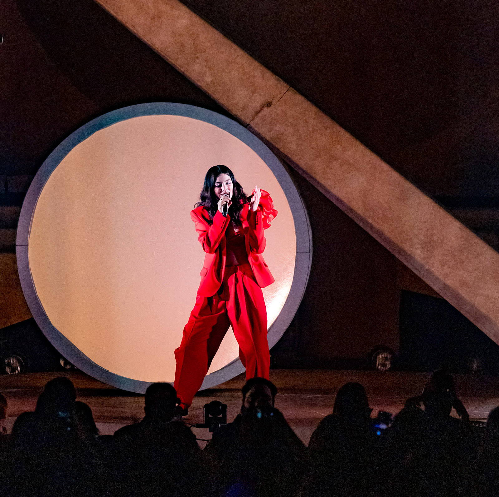 Lorde played two nights at The Chicago Theatre with Remi Wolf (pics ...