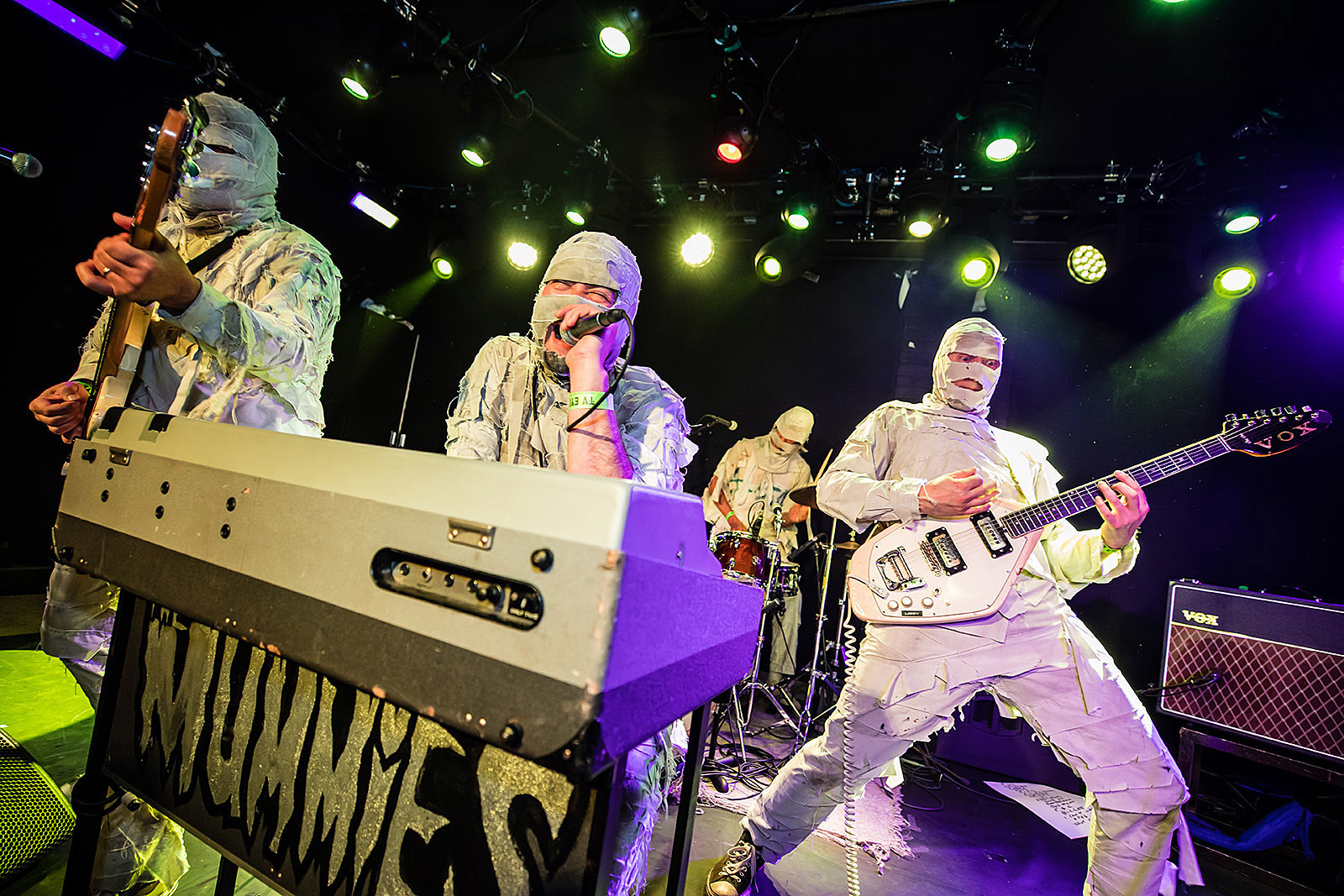 The Mummies played two NYC shows (pics from TV Eye)