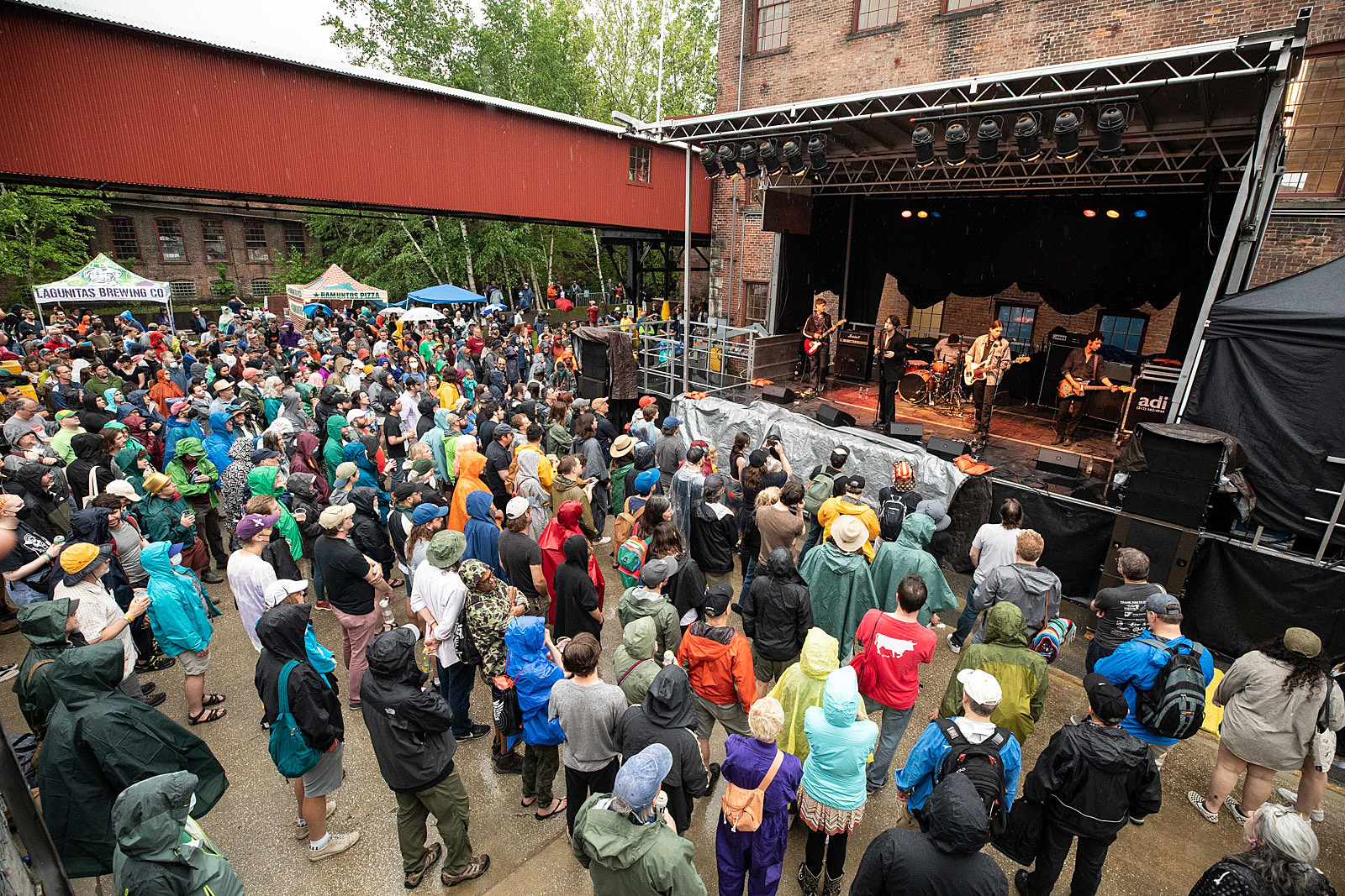 Solid Sound 2022 Friday pics (Wilco, Neko Case, Sylvan Esso, Iceage ...