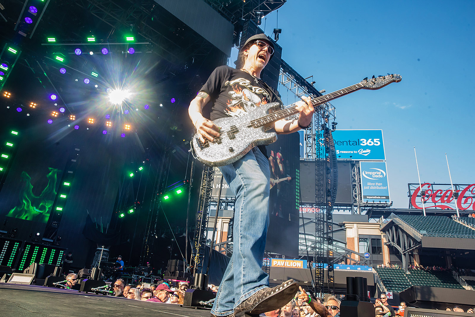 Def Leppard, Mötley Crüe & Poison brought The Stadium Tour to Citi ...