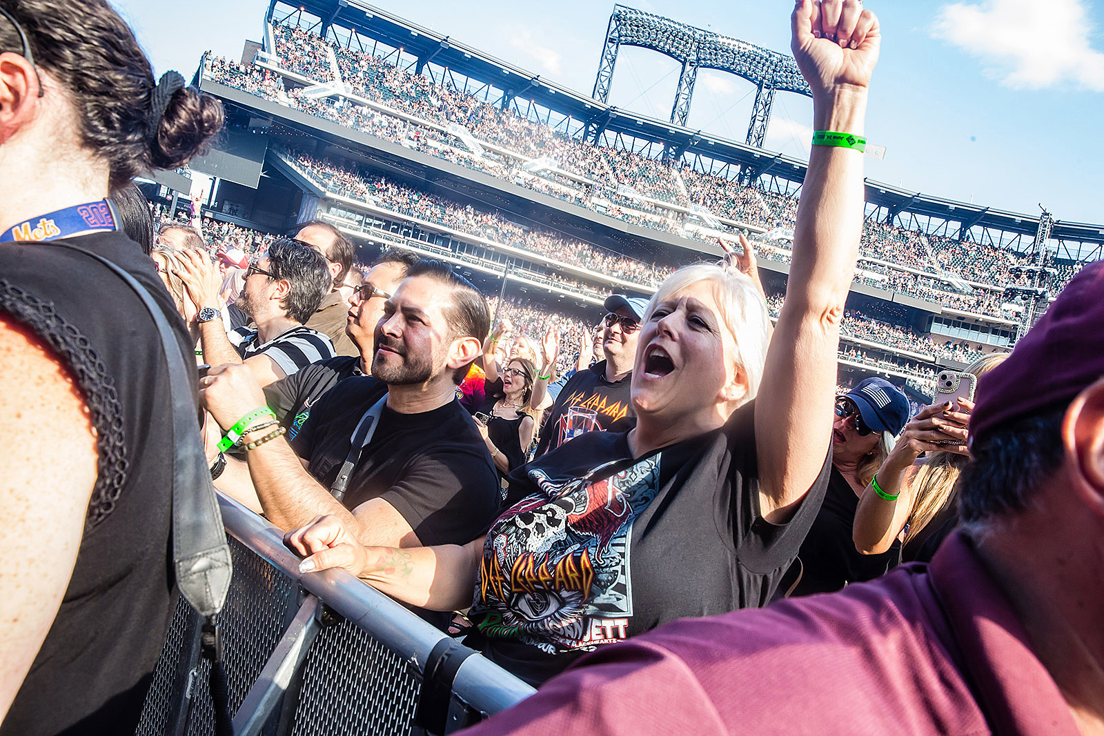 Def Leppard, Mötley Crüe & Poison brought The Stadium Tour to Citi ...