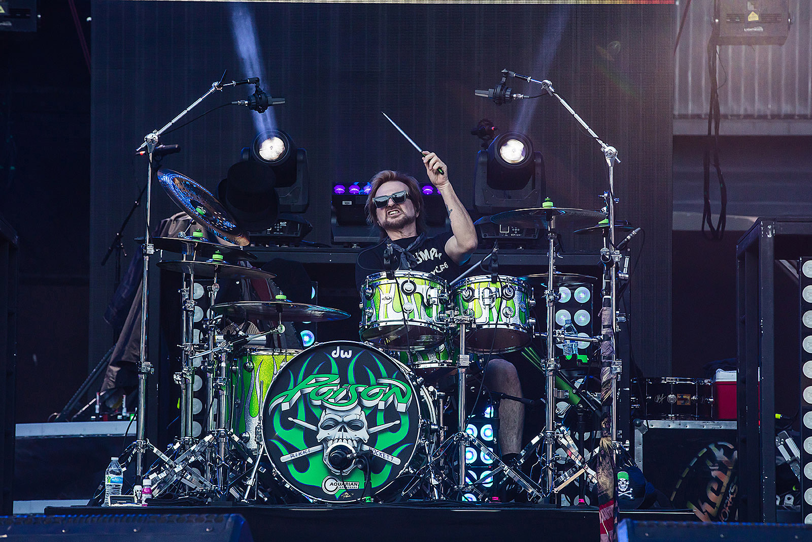 Def Leppard, Mötley Crüe & Poison brought The Stadium Tour to Citi ...