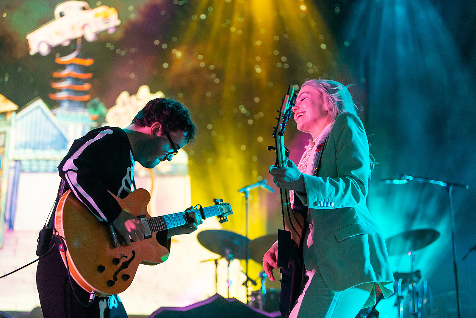 Phoebe Bridgers played her biggest show yet with Lucy Dacus & MUNA at ...