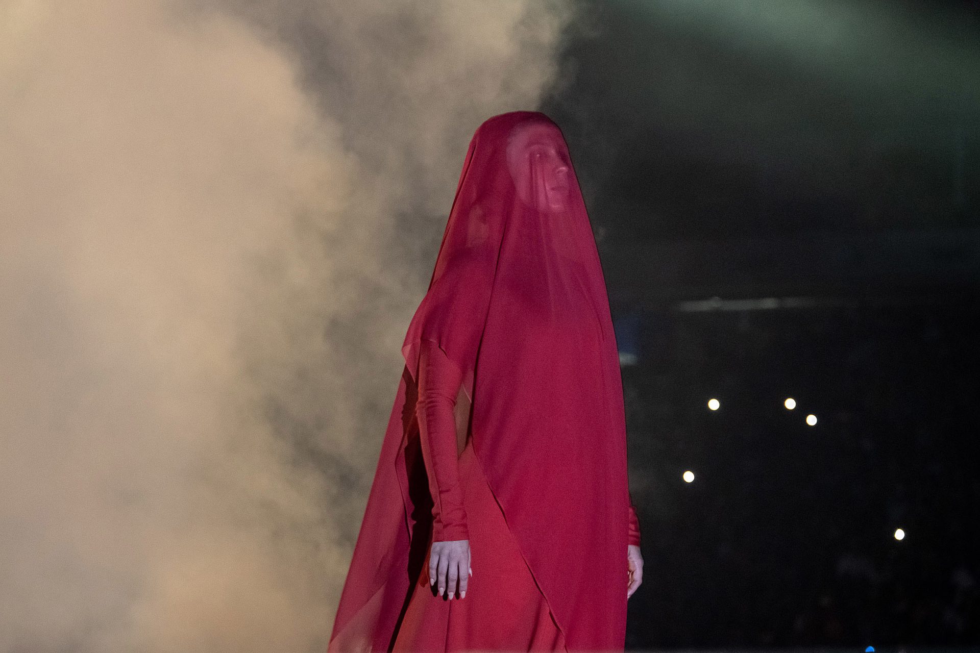 The Weeknd made his NYC-area stadium debut with spectacular MetLife ...