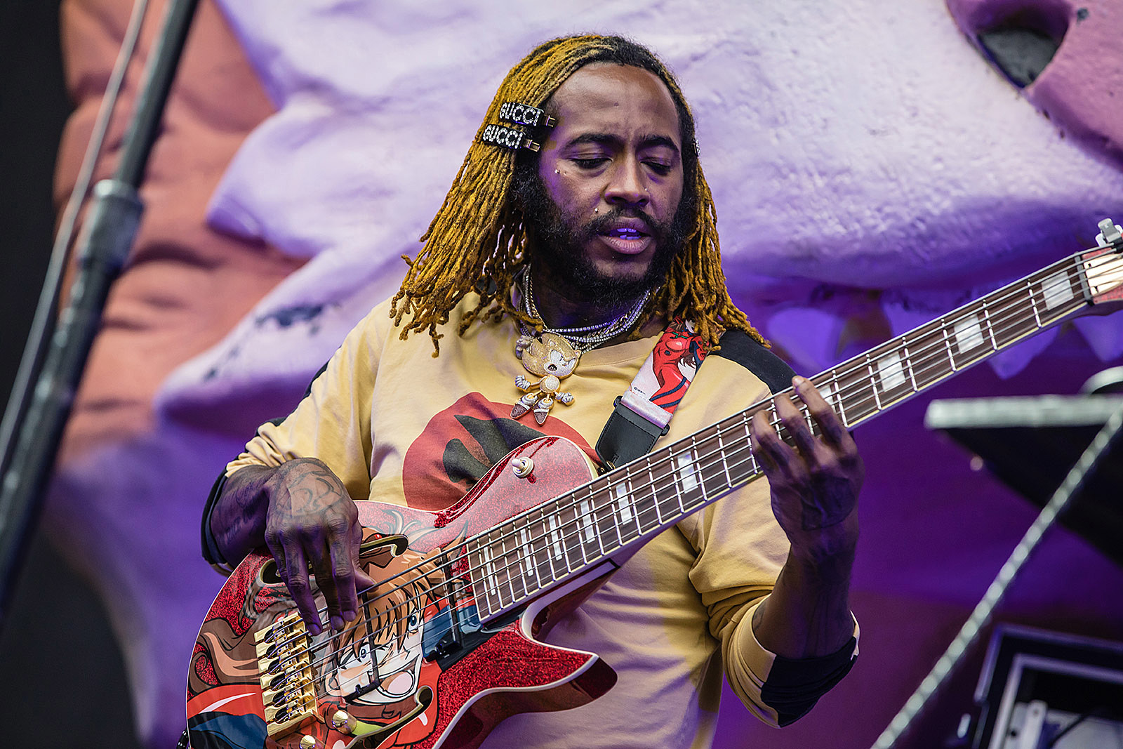 Red Hot Chili Peppers, The Strokes & Thundercat played MetLife Stadium ...