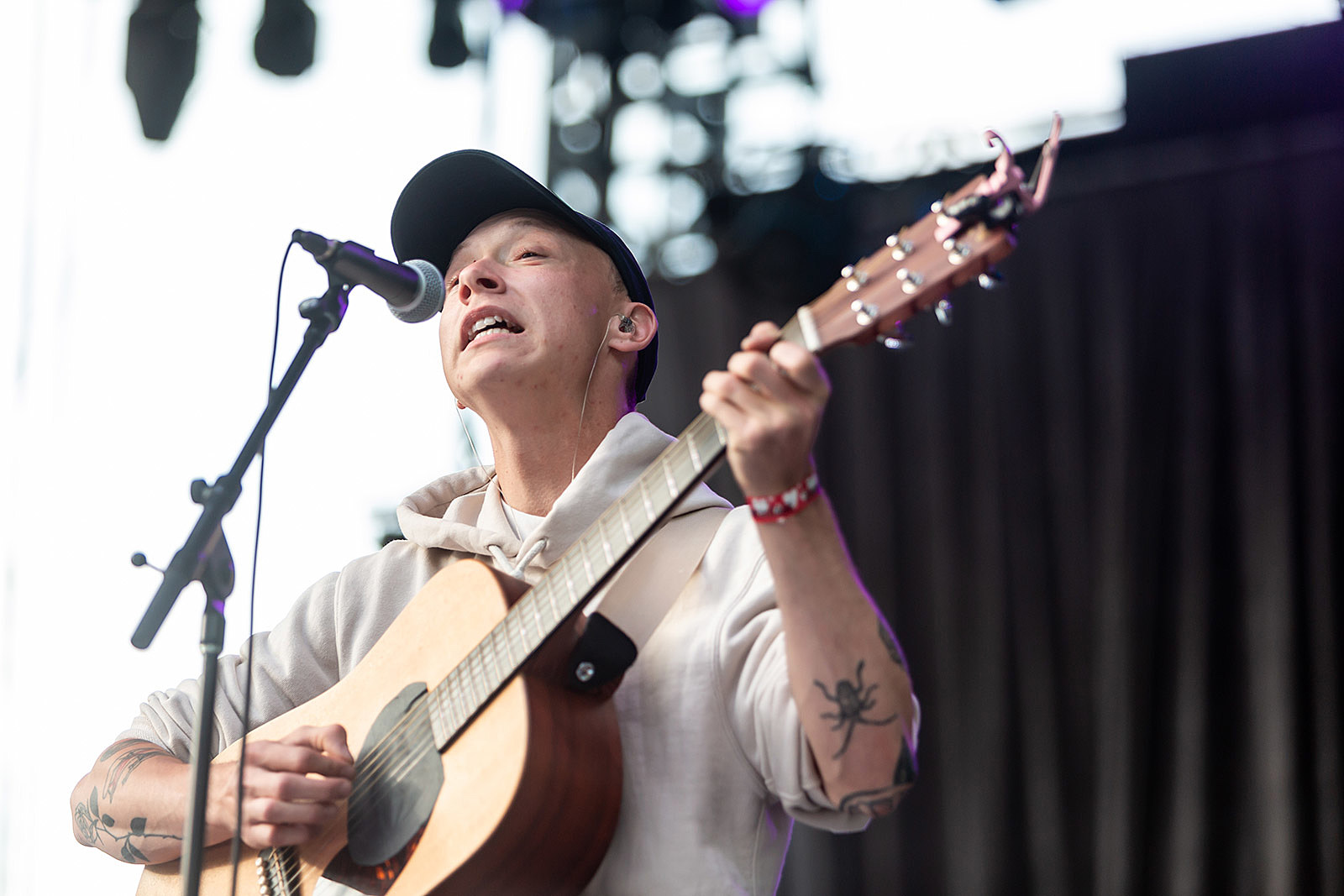 Sharon Van Etten, Angel Olsen & Julien Baker closed out tour w/ Central ...