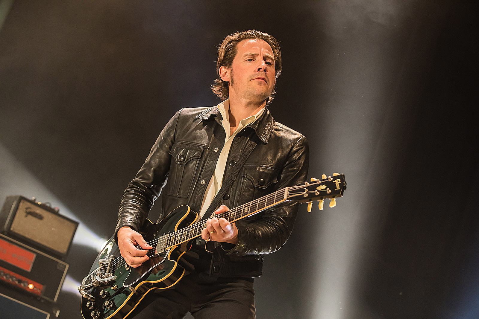 Arctic Monkeys add new dates to 2023 tour with Fontaines DC