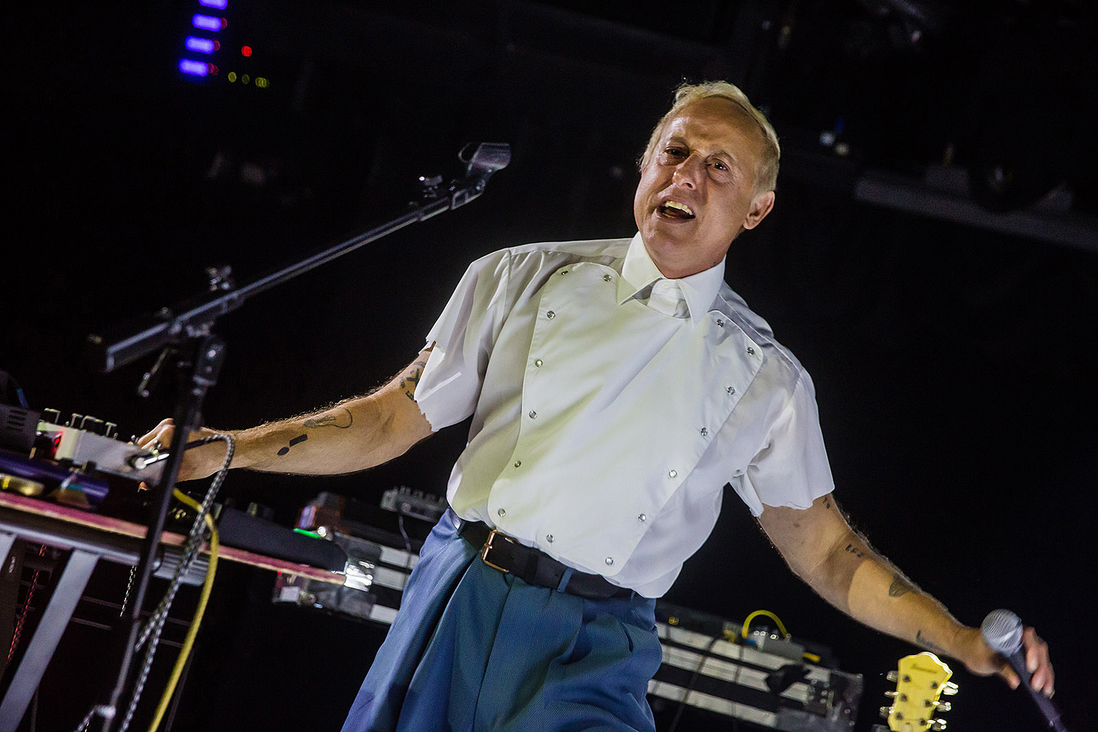 Beak> brought heavy grooves and a Low cover to Le Poisson Rouge (pics ...