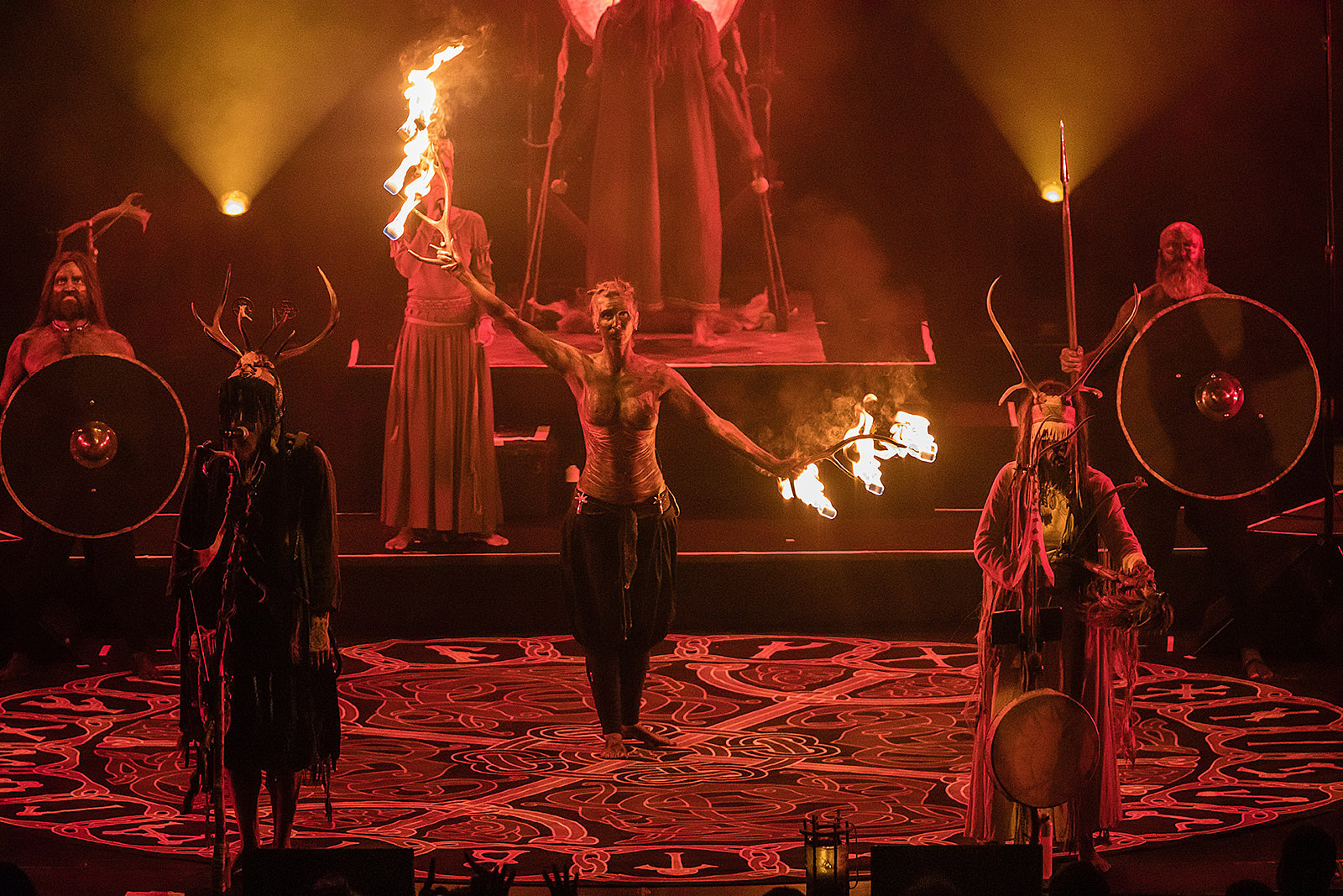 Heilung brought their live "ritual" to Kings Theatre (pics, video, setlist)