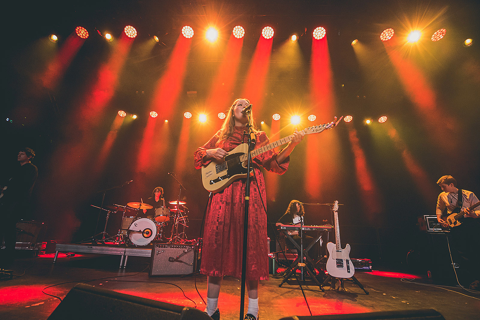 Julia Jacklin dazzled at Brooklyn Steel (pics, setlist, review)