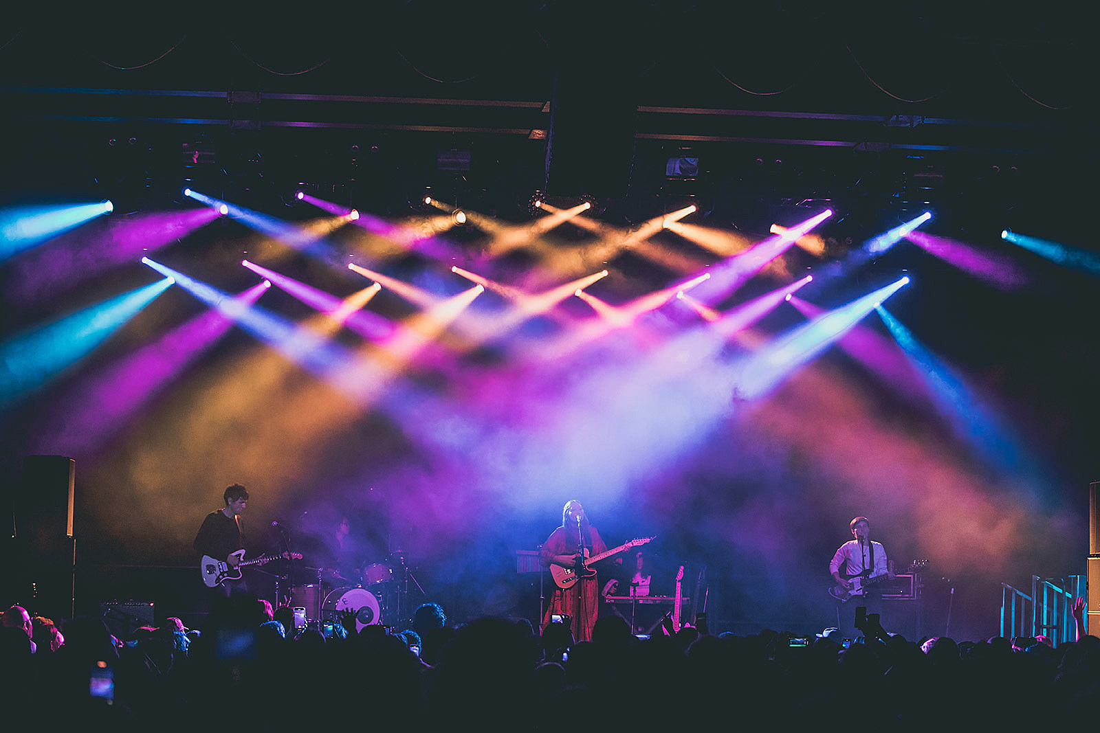 Julia Jacklin dazzled at Brooklyn Steel (pics, setlist, review)
