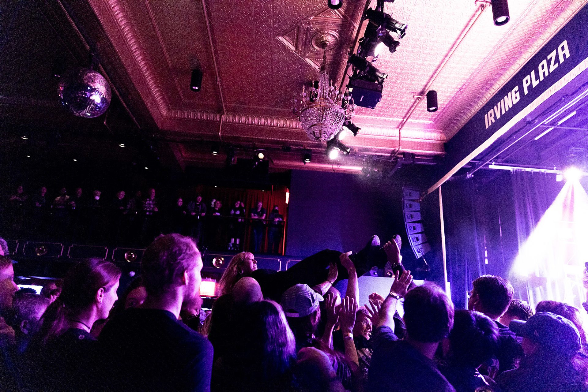 L7 brought 'Bricks Are Heavy' to 2 NYC shows (Irving Plaza pics ...