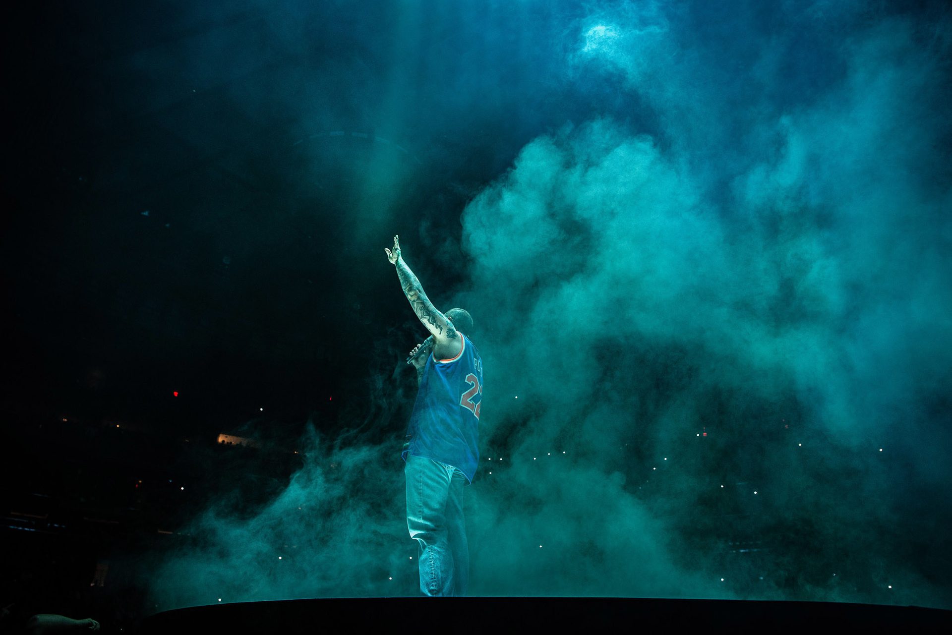 Post Malone played Madison Square Garden with Roddy Ricch (night 1 pics ...