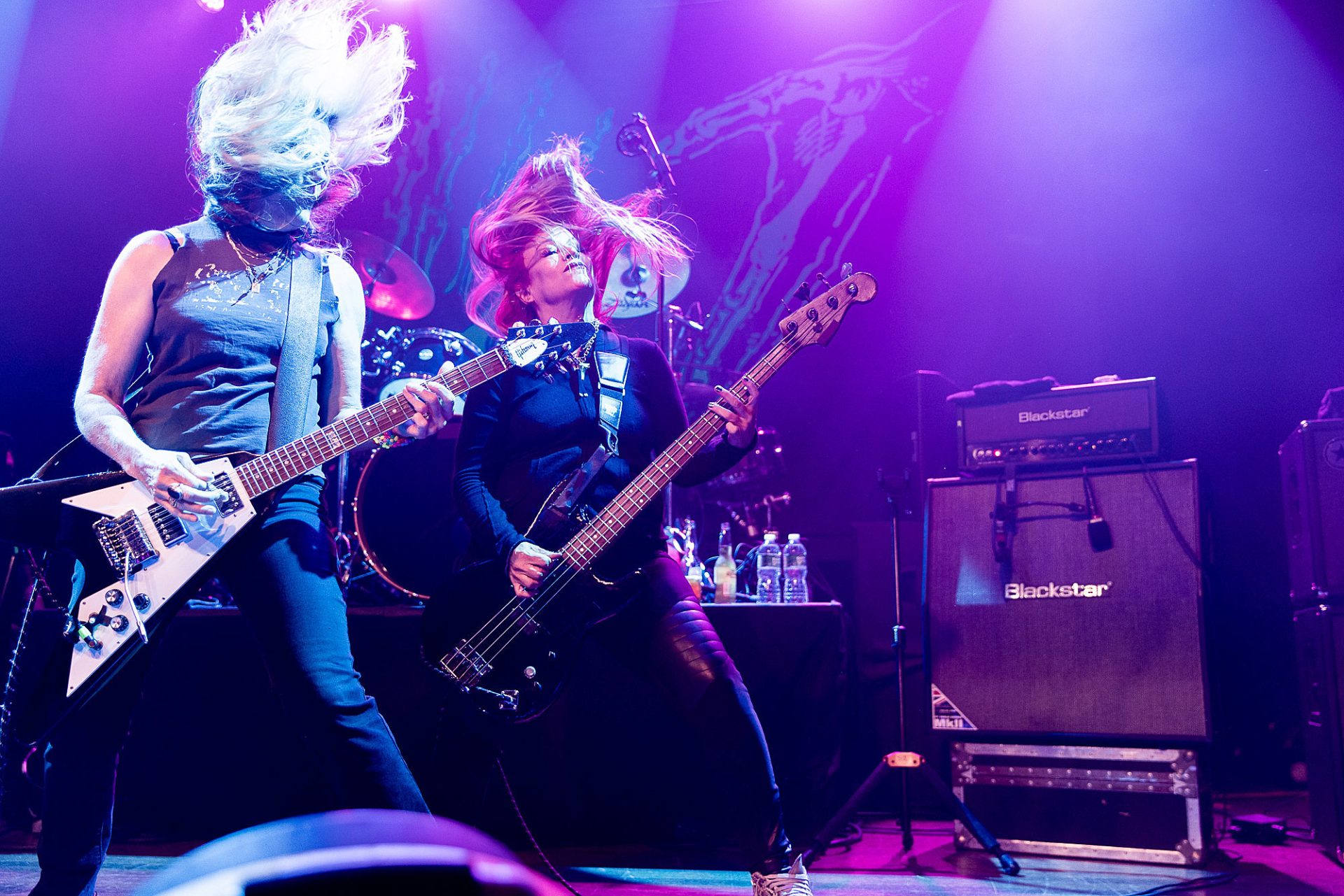 L7 brought 'Bricks Are Heavy' to 2 NYC shows (Irving Plaza pics ...