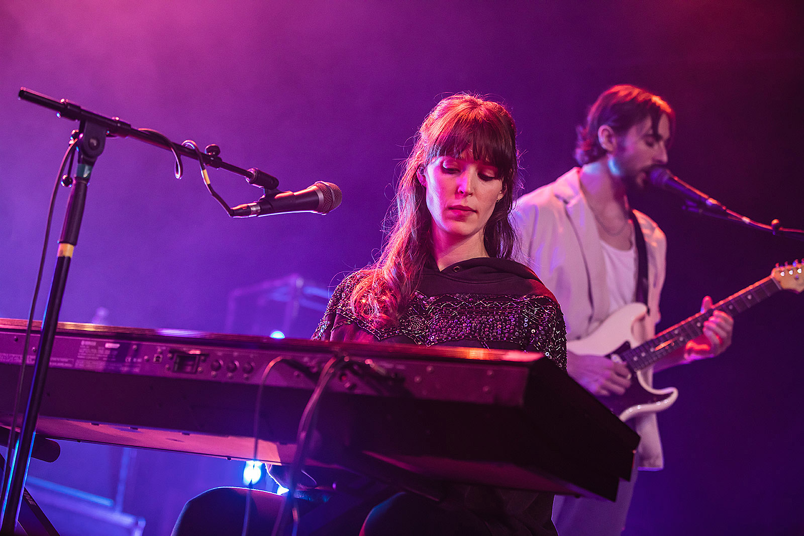 Alex G played 2 nights at Brooklyn Steel w/ Hatchie (Night 2 pics ...