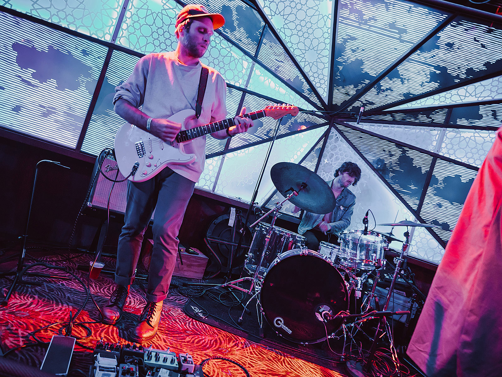 Jane Weaver played The Sultan Room with Air Waves (pics, setlist)