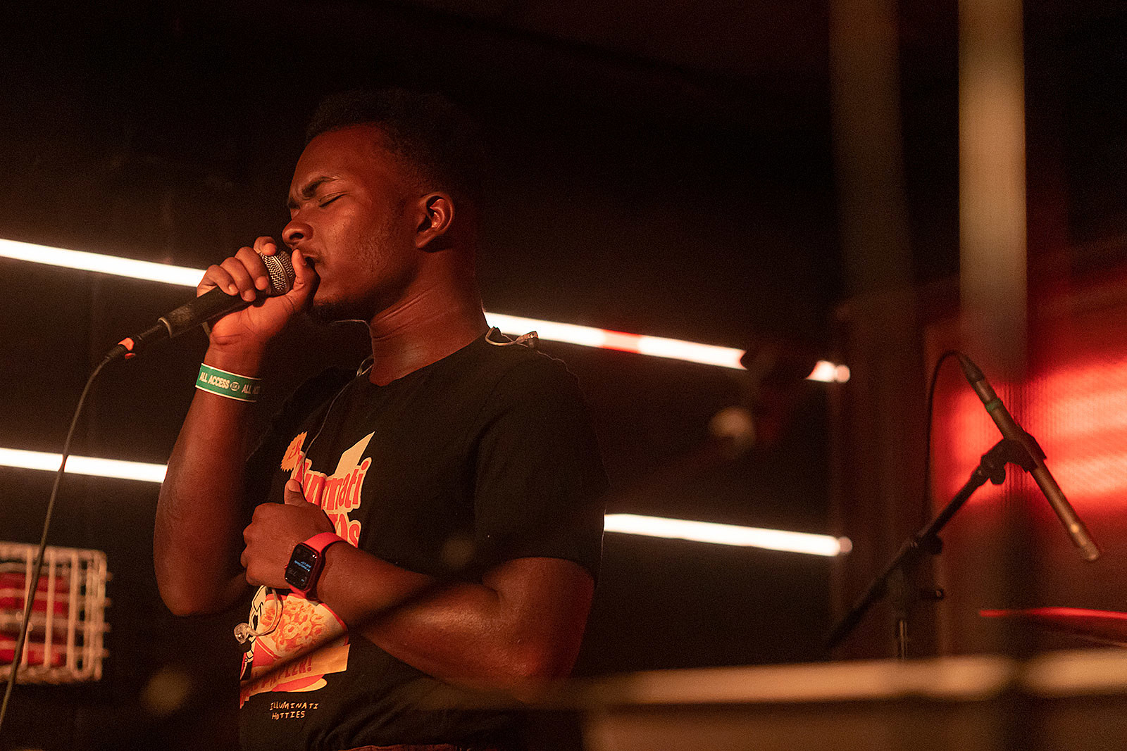 Pinkshift made a fiery NYC headline debut with Jigsaw Youth & Jhariah ...