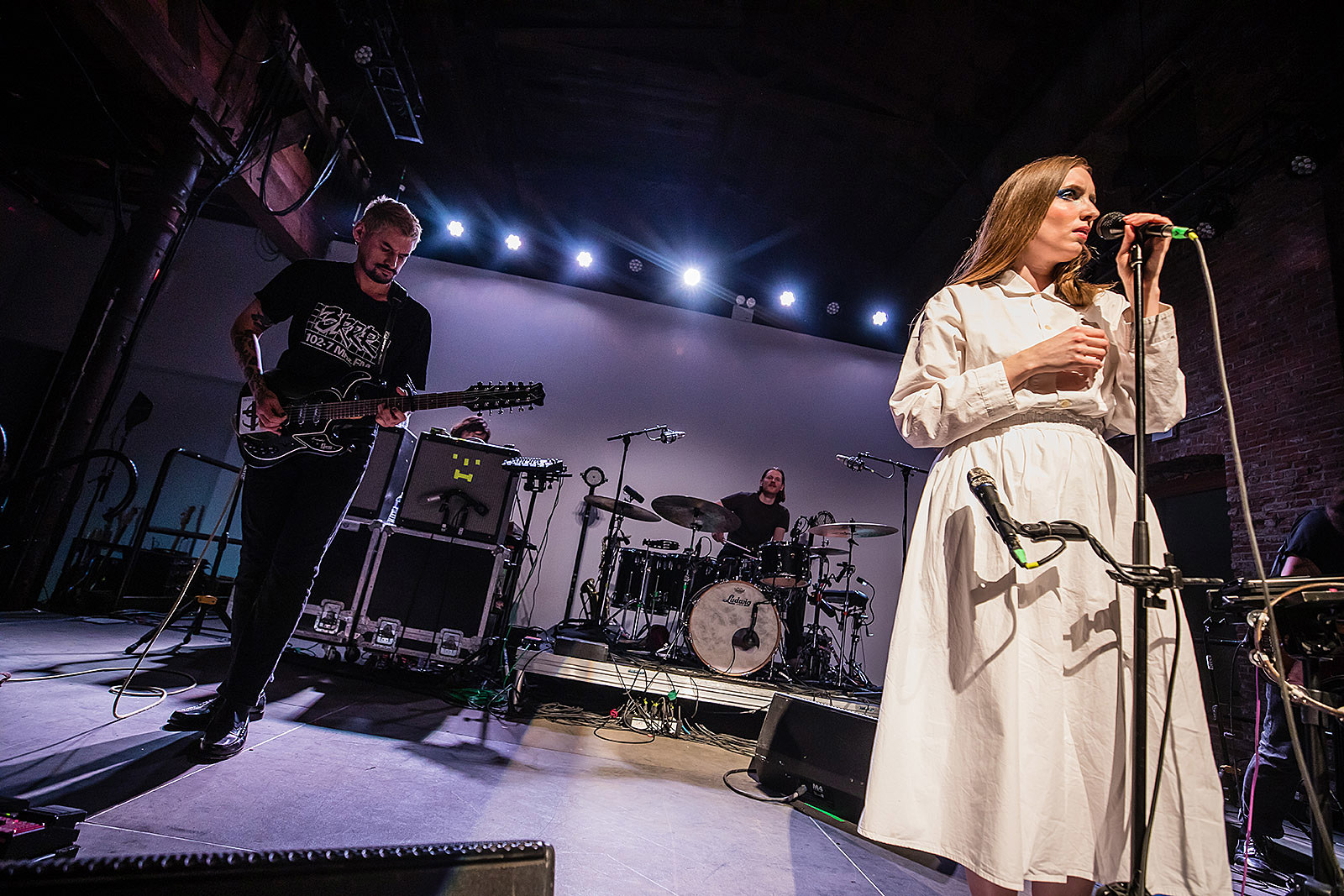 Dry Cleaning wrapped up their tour in Brooklyn w/ Spirit of the Beehive ...