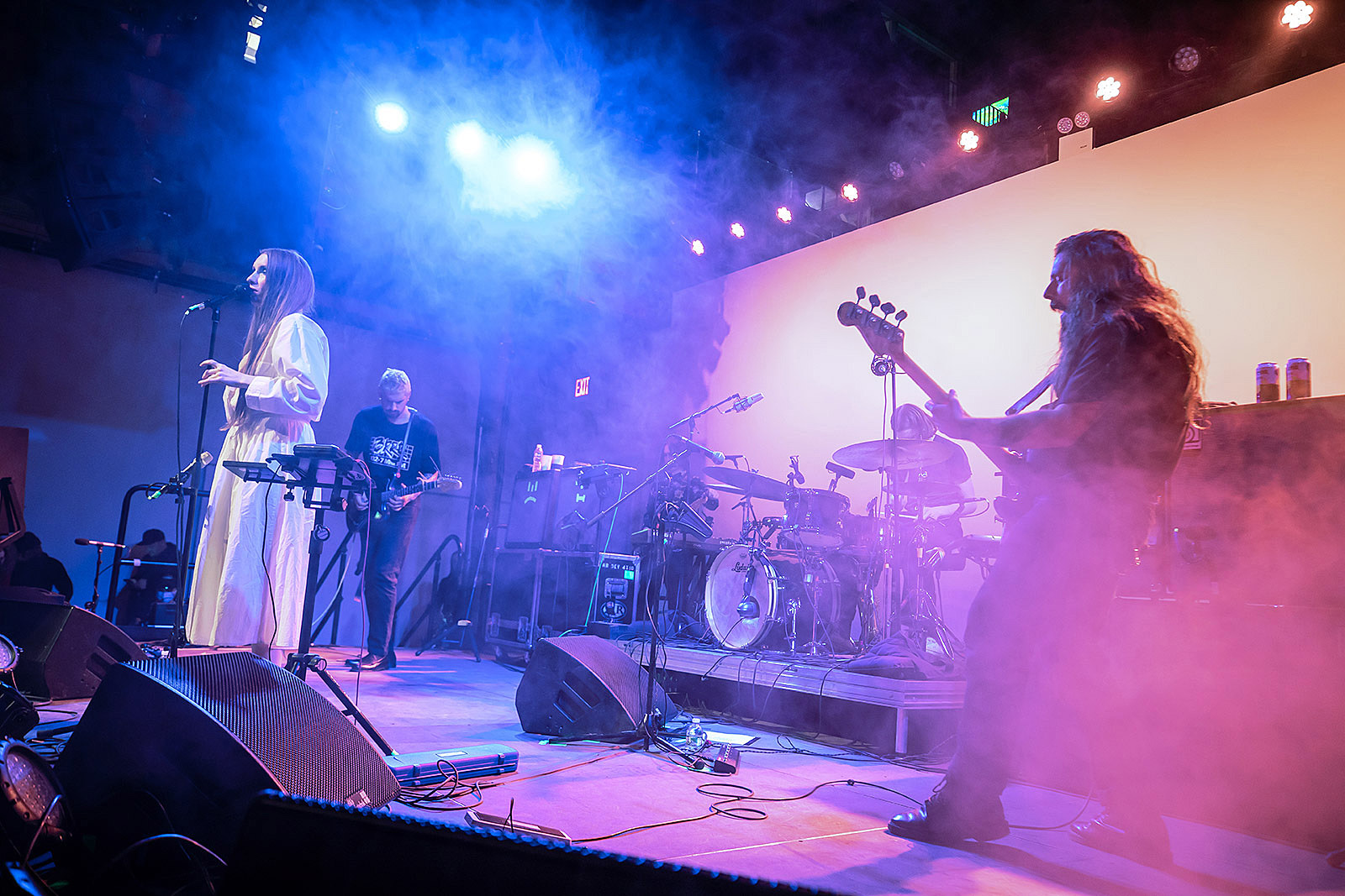 Dry Cleaning wrapped up their tour in Brooklyn w/ Spirit of the Beehive ...