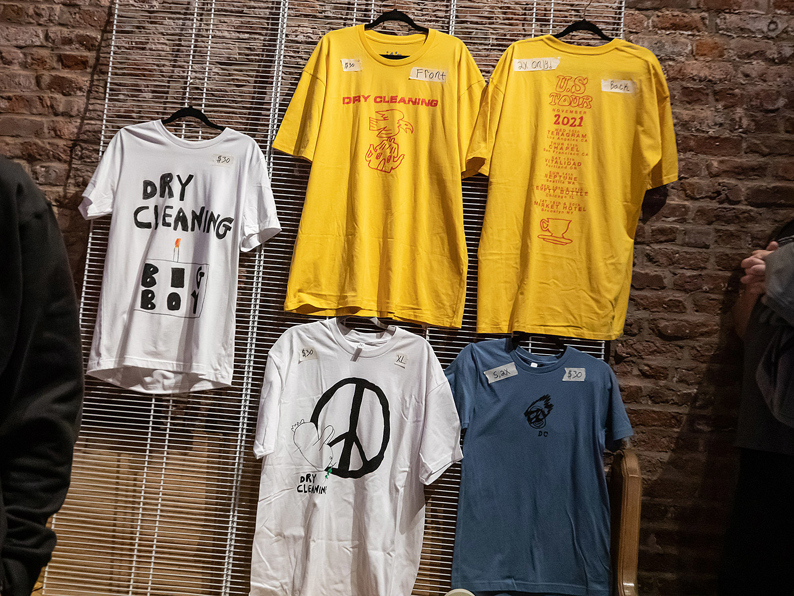 Dry Cleaning wrapped up their tour in Brooklyn w/ Spirit of the Beehive ...