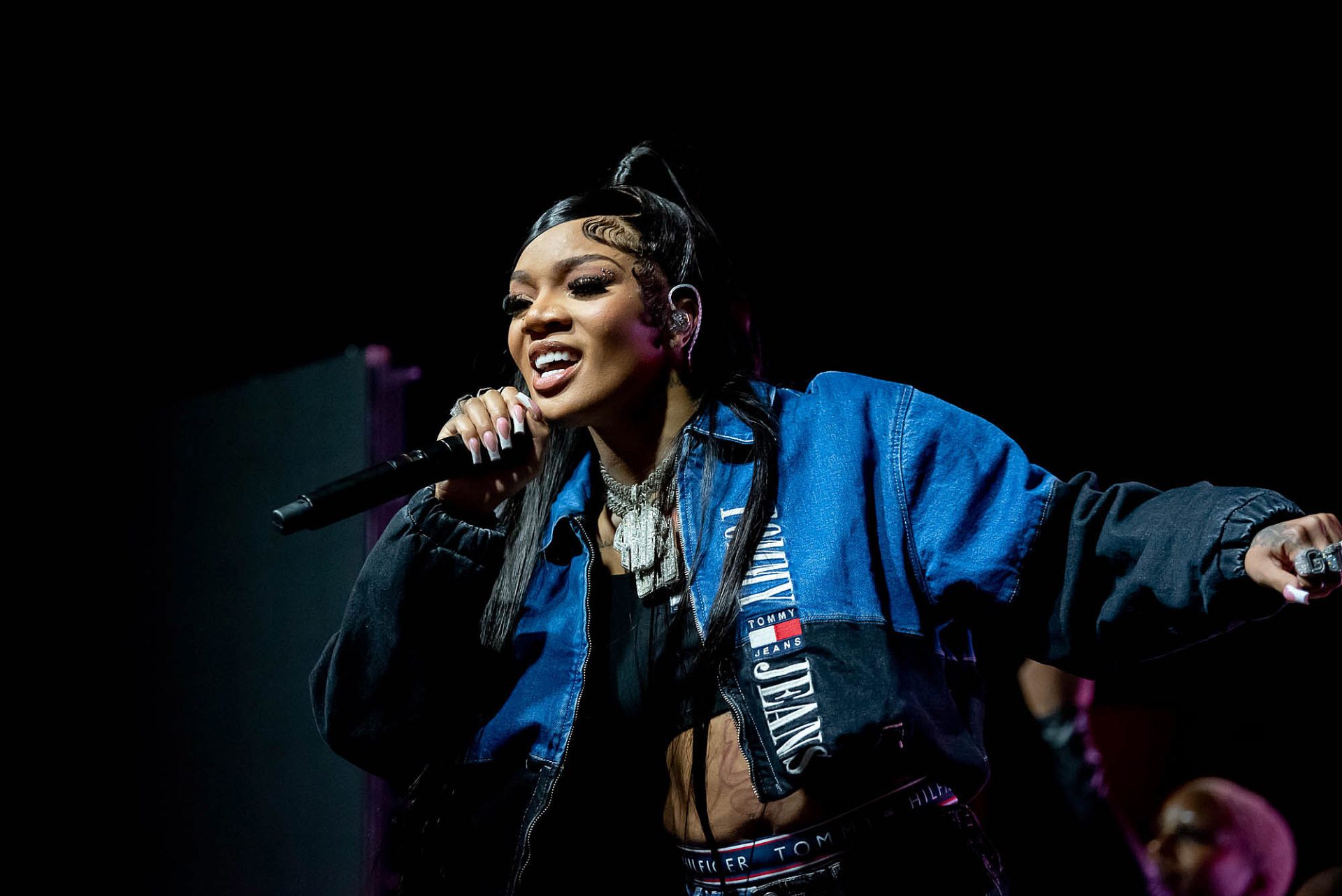 GloRilla played NYC with Cardi B, Gloss Up, Slimeroni, K Carbon, Aleza ...