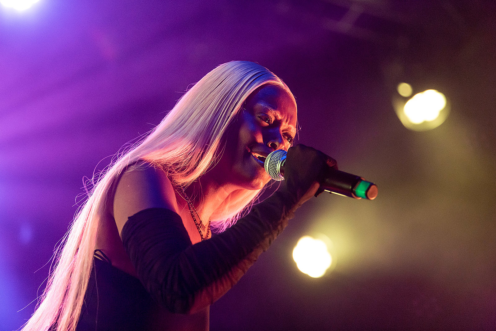 Kelela played Webster Hall (pics, video, setlist)