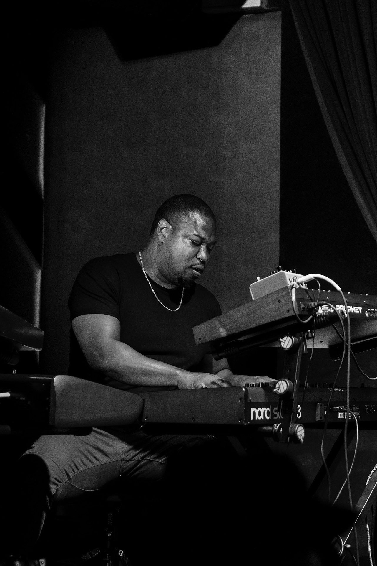 Terrace Martin played Blue Note Jazz Club with Arin Ray (pics)