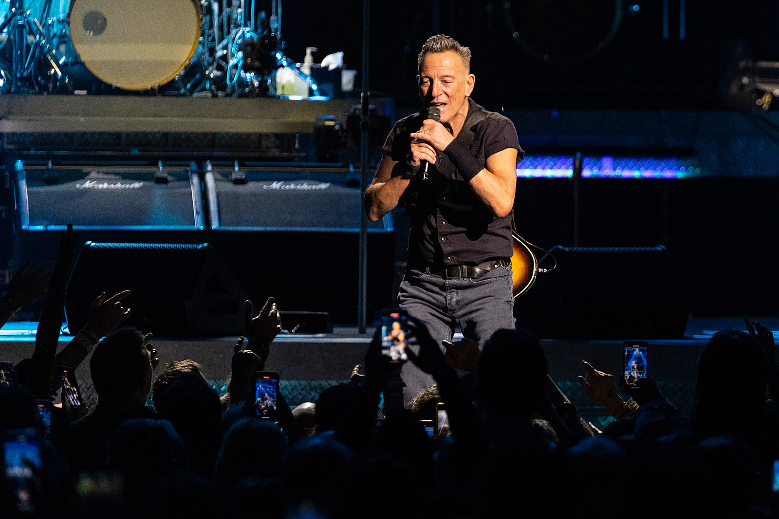 Bruce Springsteen & The E Street Band continued NYC run at Barclays ...