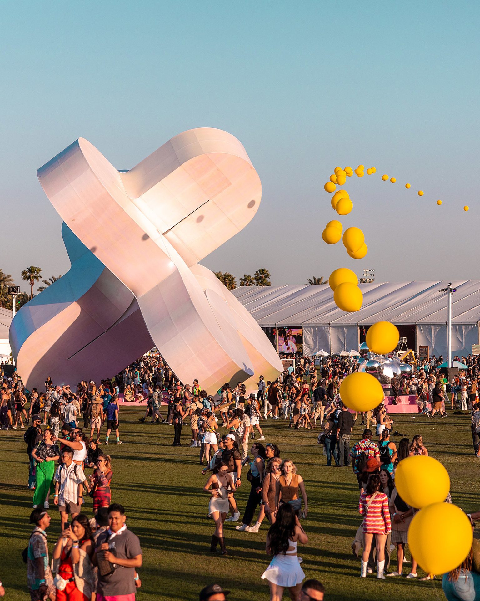 Coachella 2023 weekend 2 set times (Four Tet x Fred again.. x Skrillex ...