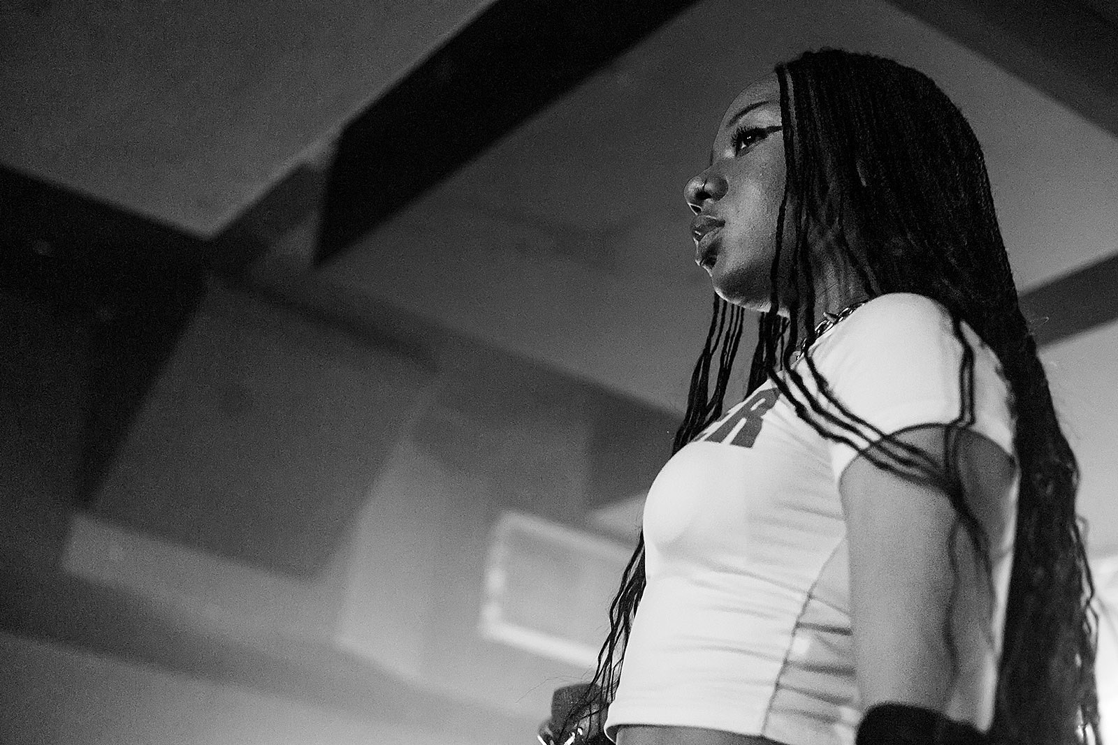 DEBBY FRIDAY played Baby's All Right with Vitesse X (pics)