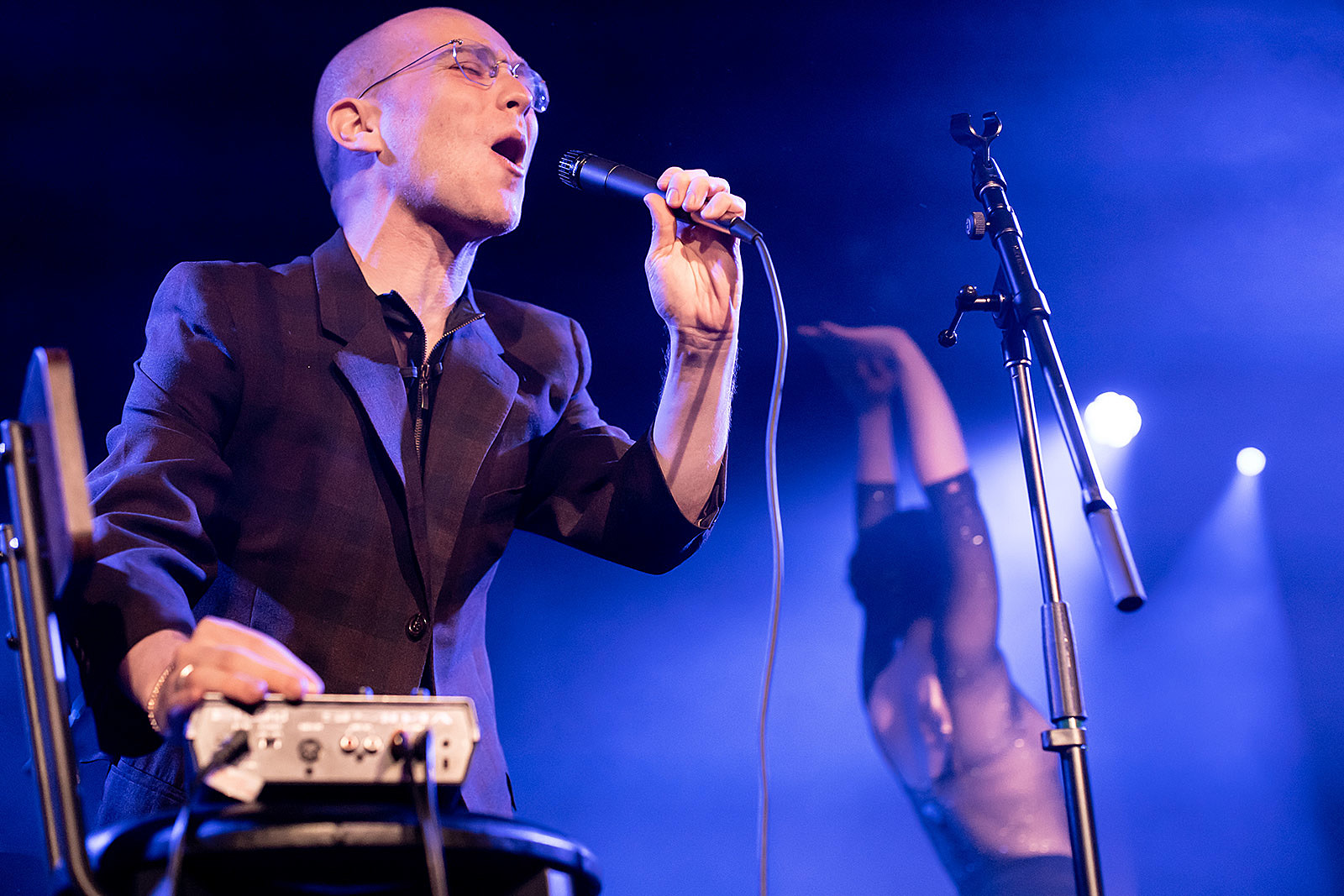 Model/Actriz wrapped up their tour with their biggest hometown NYC show ...