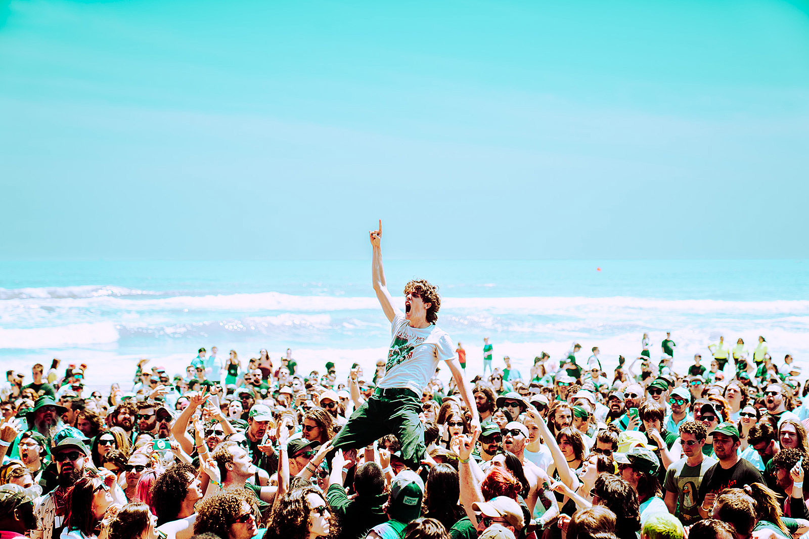 Adjacent Fest day 1 had Paramore, PUP, mosh pits on the beach, emo ...