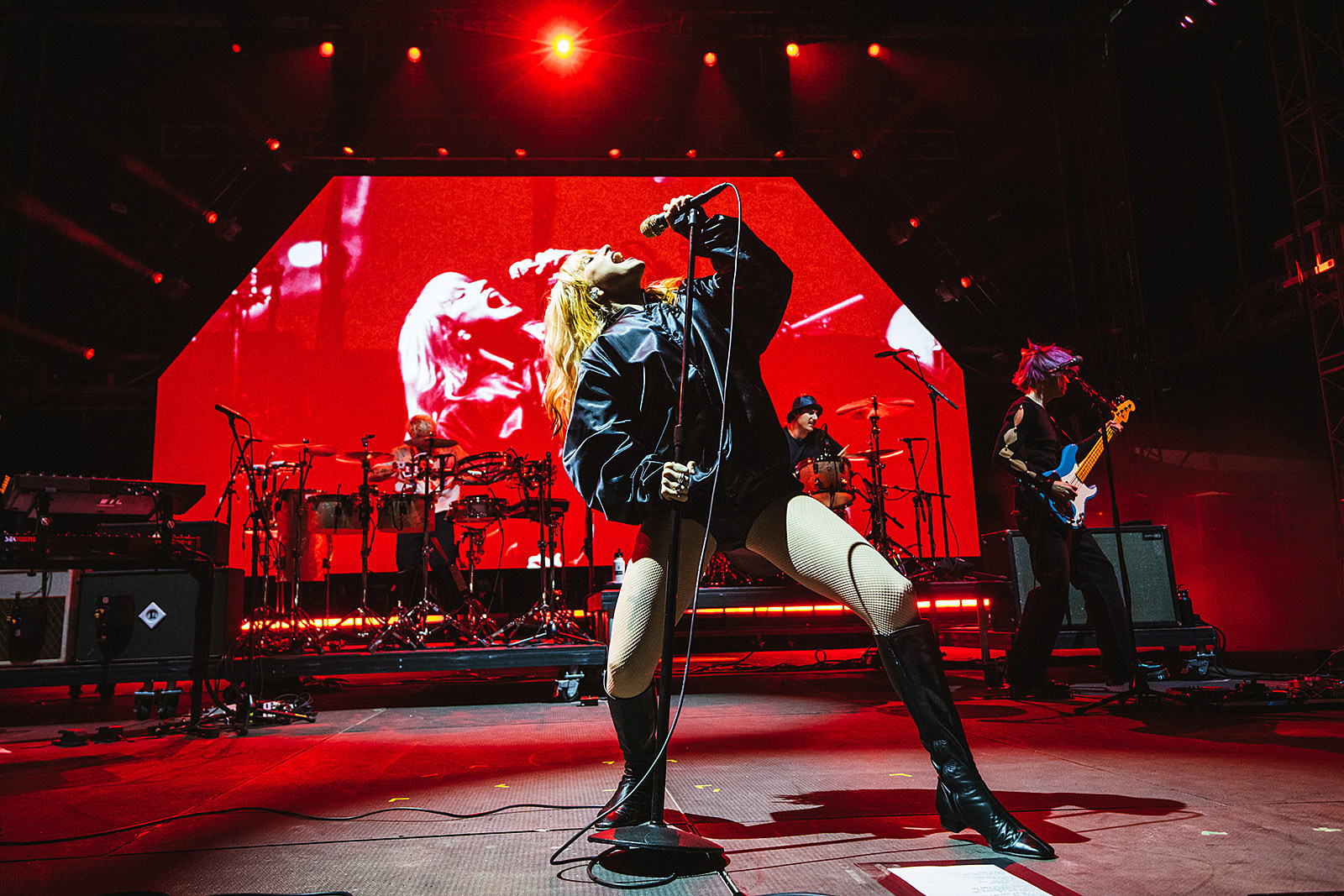 Adjacent Fest day 1 had Paramore, PUP, mosh pits on the beach, emo ...