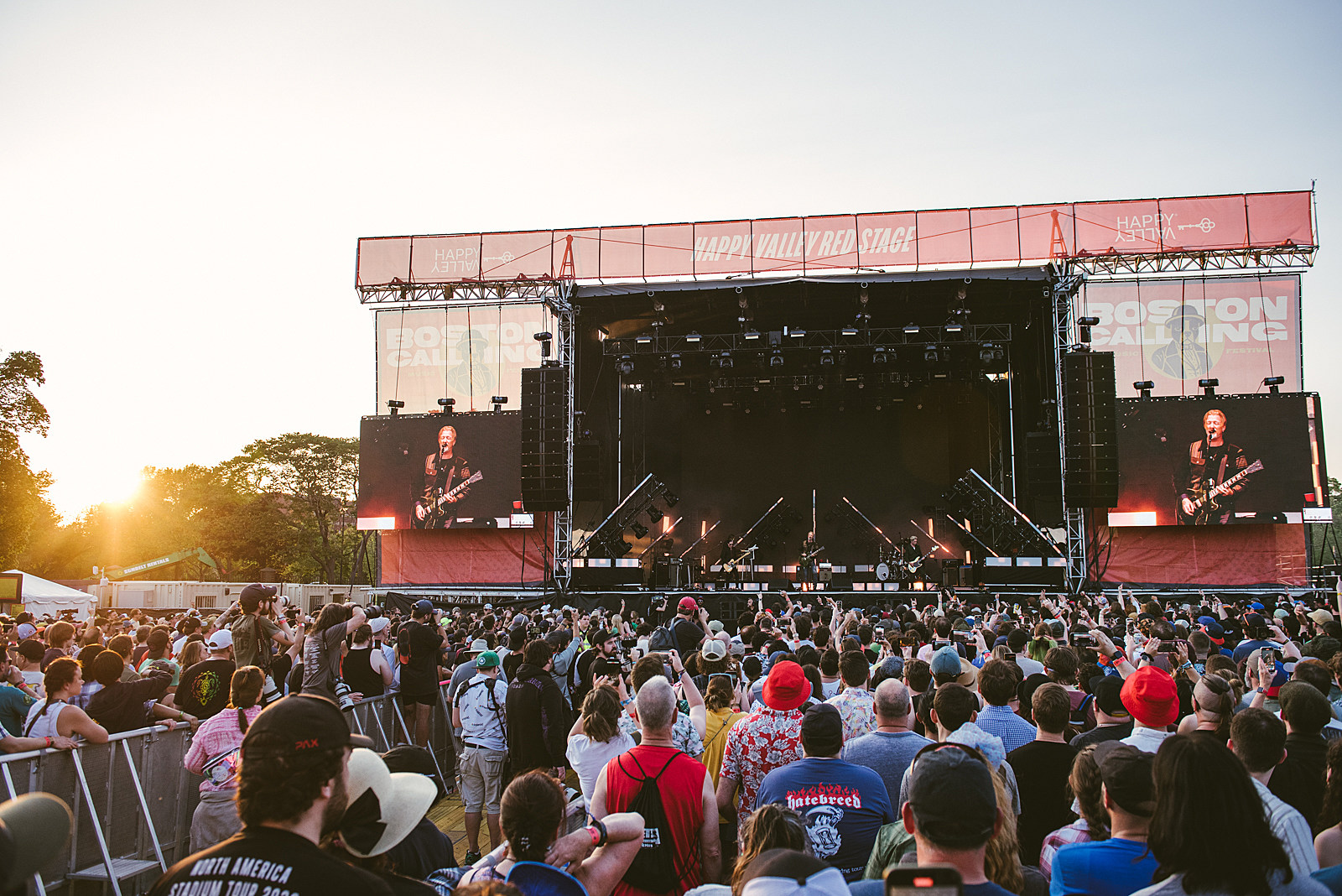 Boston Calling 2023 day 3 pics: Paramore, QOTSA, King Gizzard, The ...