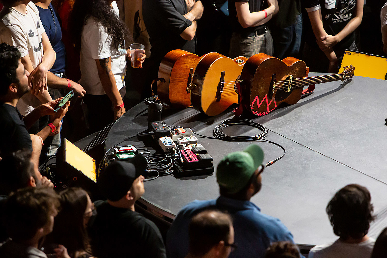 Feist brought her tour de force Multitudes tour to NYC (pics, video ...