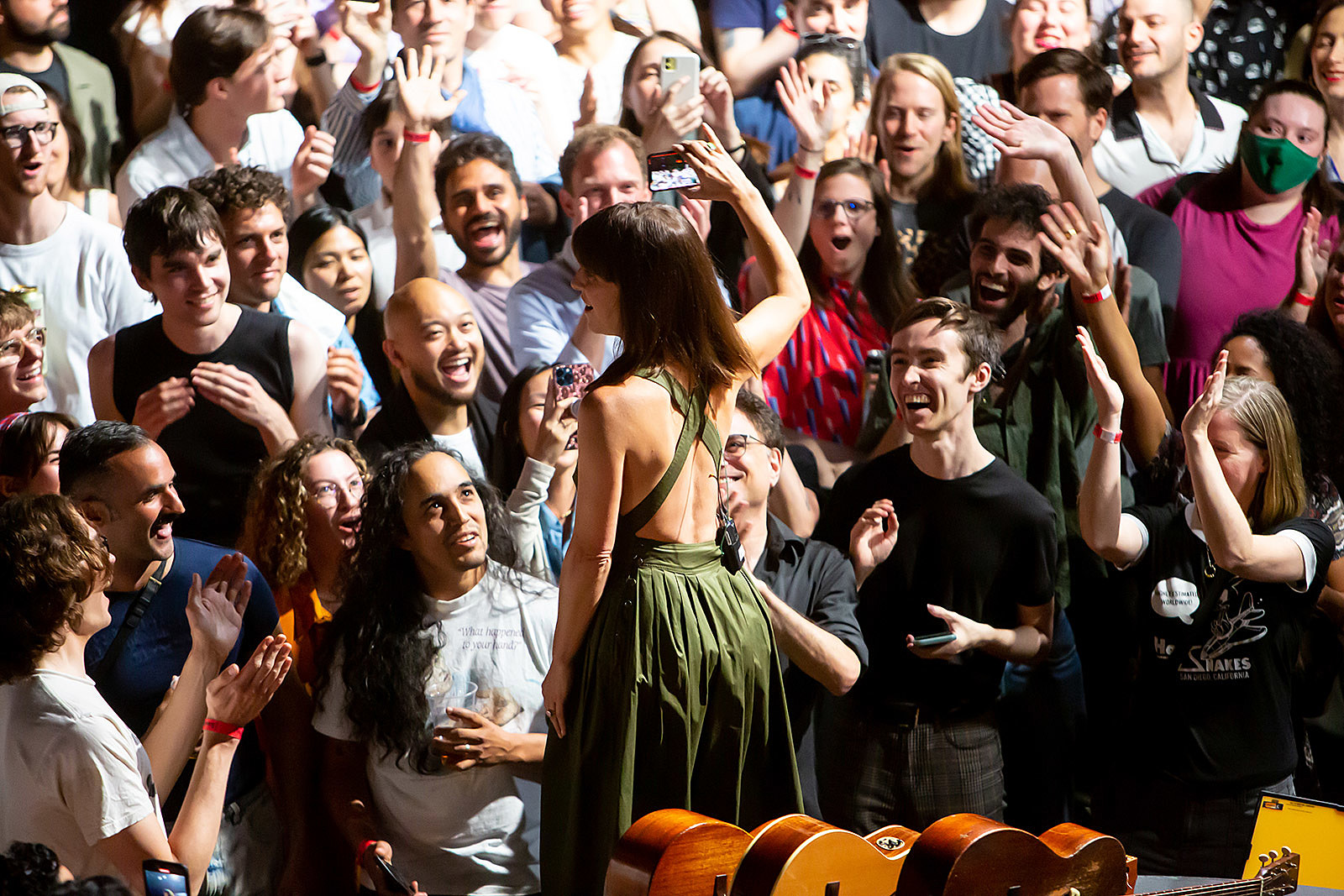 Feist brought her tour de force Multitudes tour to NYC (pics, video, setlist)
