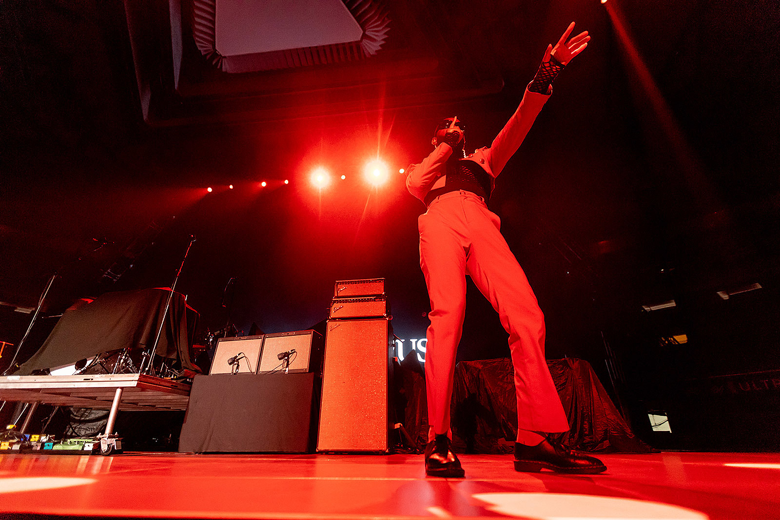 Paramore were electric at Madison Square Garden w/ Bloc Party & Genesis ...