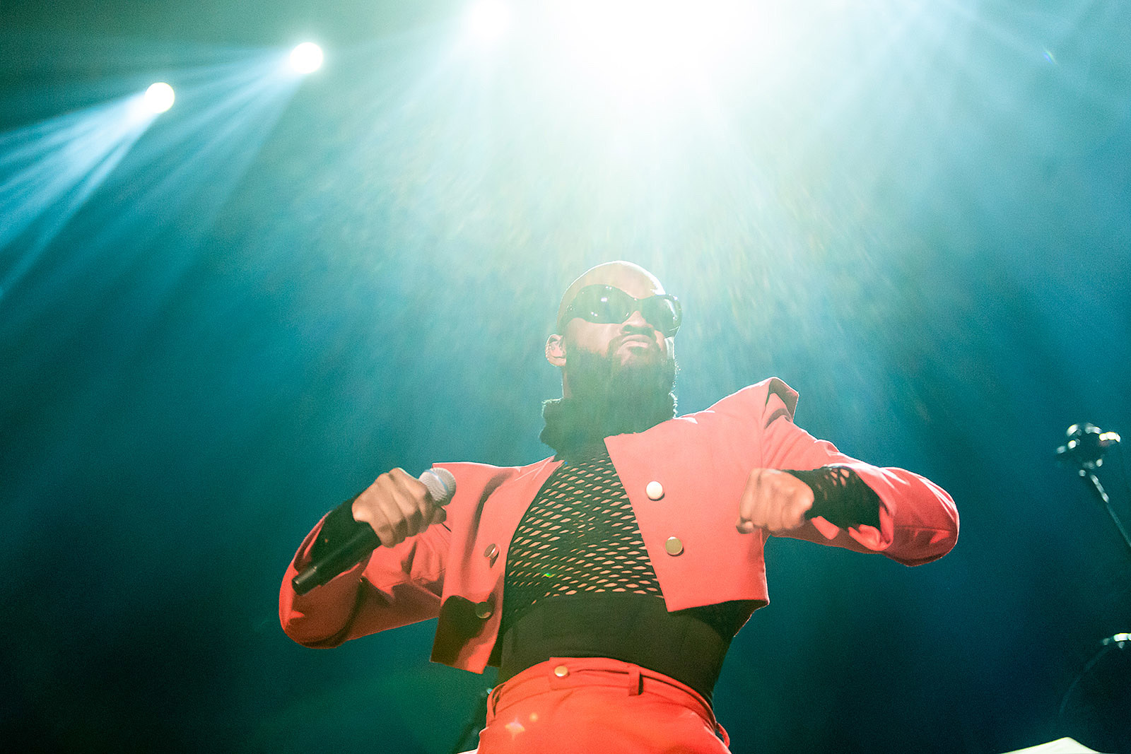 Paramore were electric at Madison Square Garden w/ Bloc Party & Genesis ...