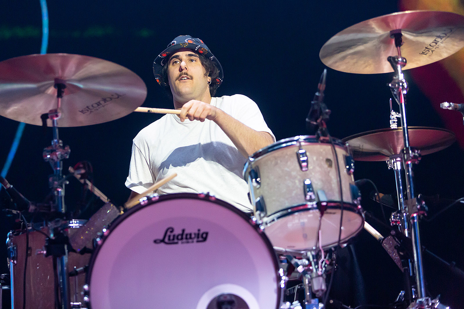 Paramore were electric at Madison Square Garden w/ Bloc Party & Genesis ...