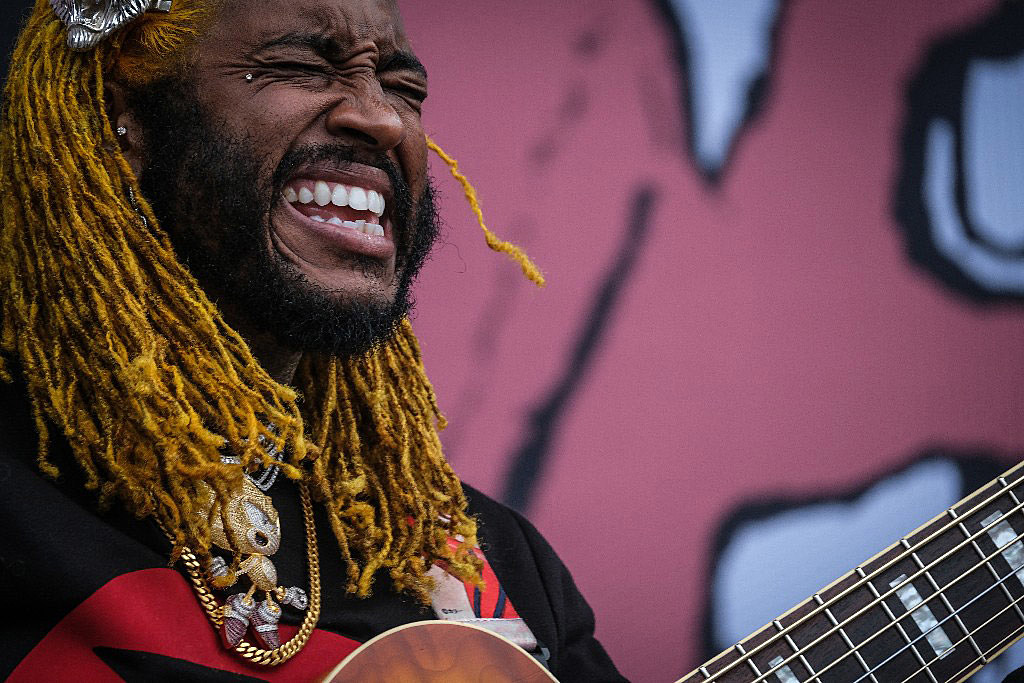 Red Hot Chili Peppers, The Mars Volta & Thundercat played Snapdragon ...