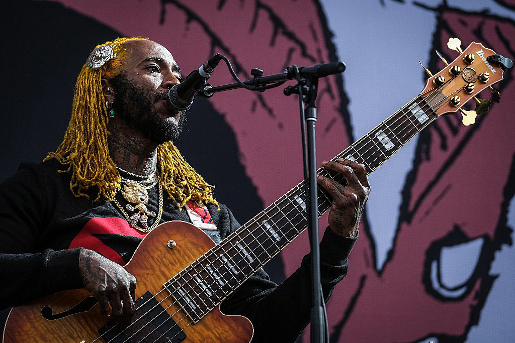 Red Hot Chili Peppers, The Mars Volta & Thundercat played Snapdragon ...