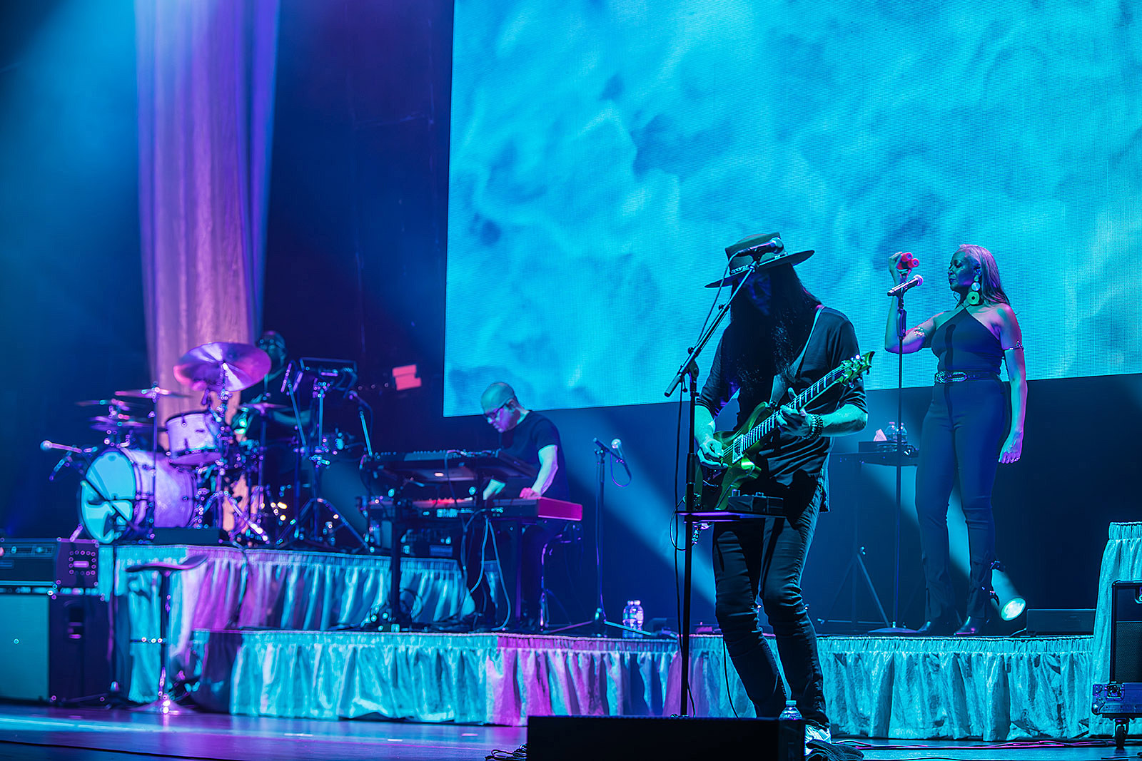 Seal played Beacon Theatre with Trevor Horn & The Buggles (pics, review ...